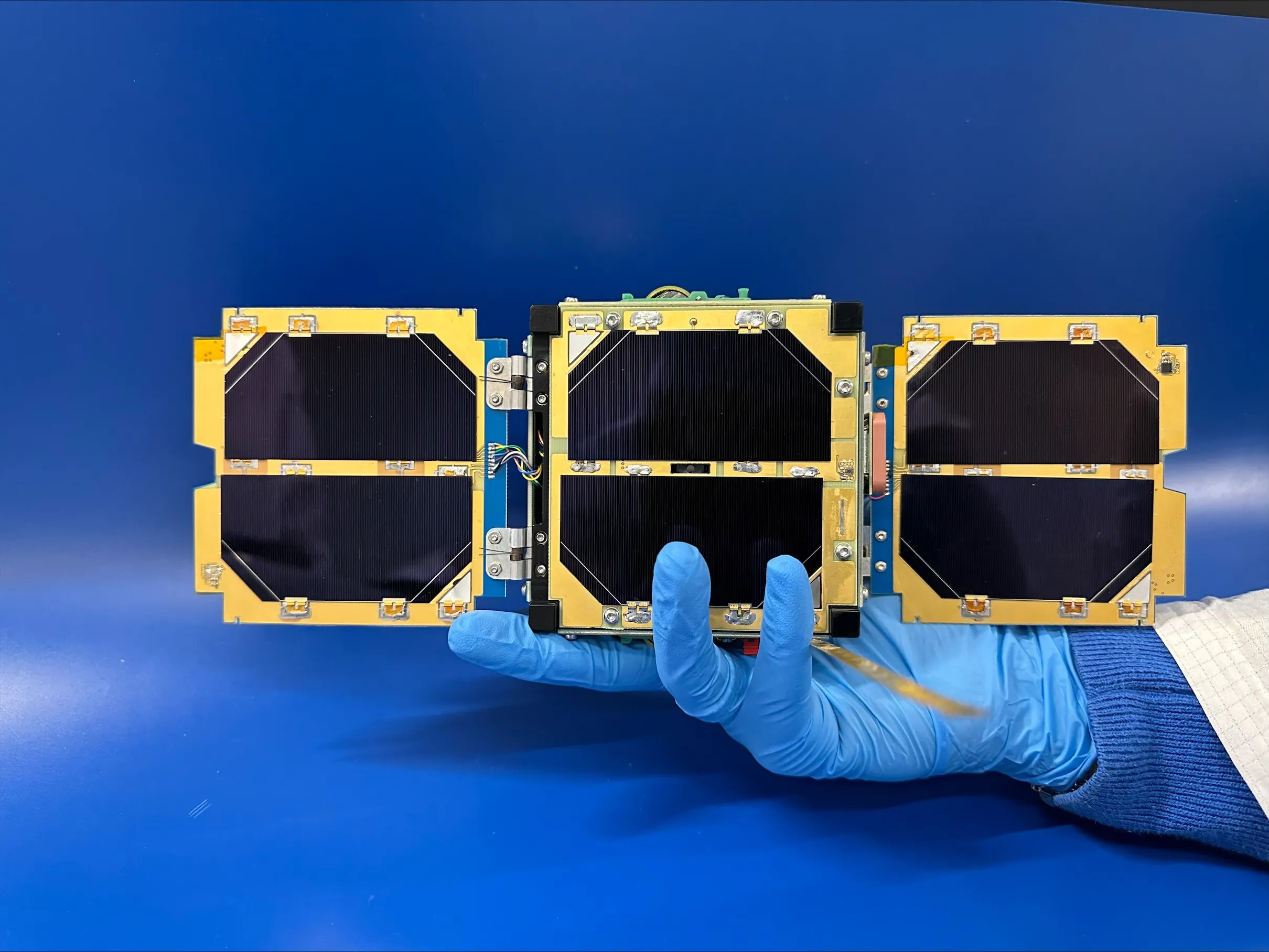 Apogeo Space | Nanosats Database