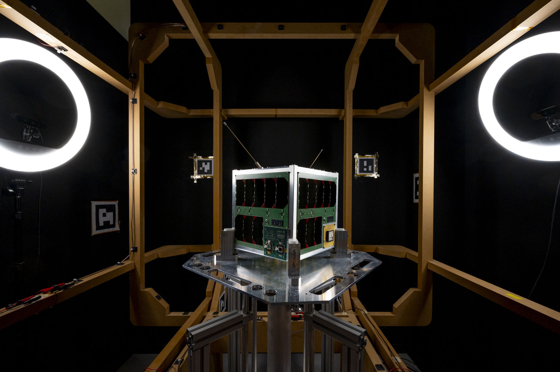 OOV-Cube Satellite - Nanosats Database